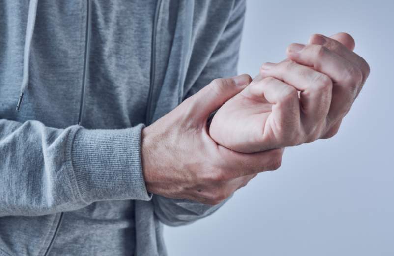 Arthrose inflammatoire : définition, causes et traitement - FCMRR